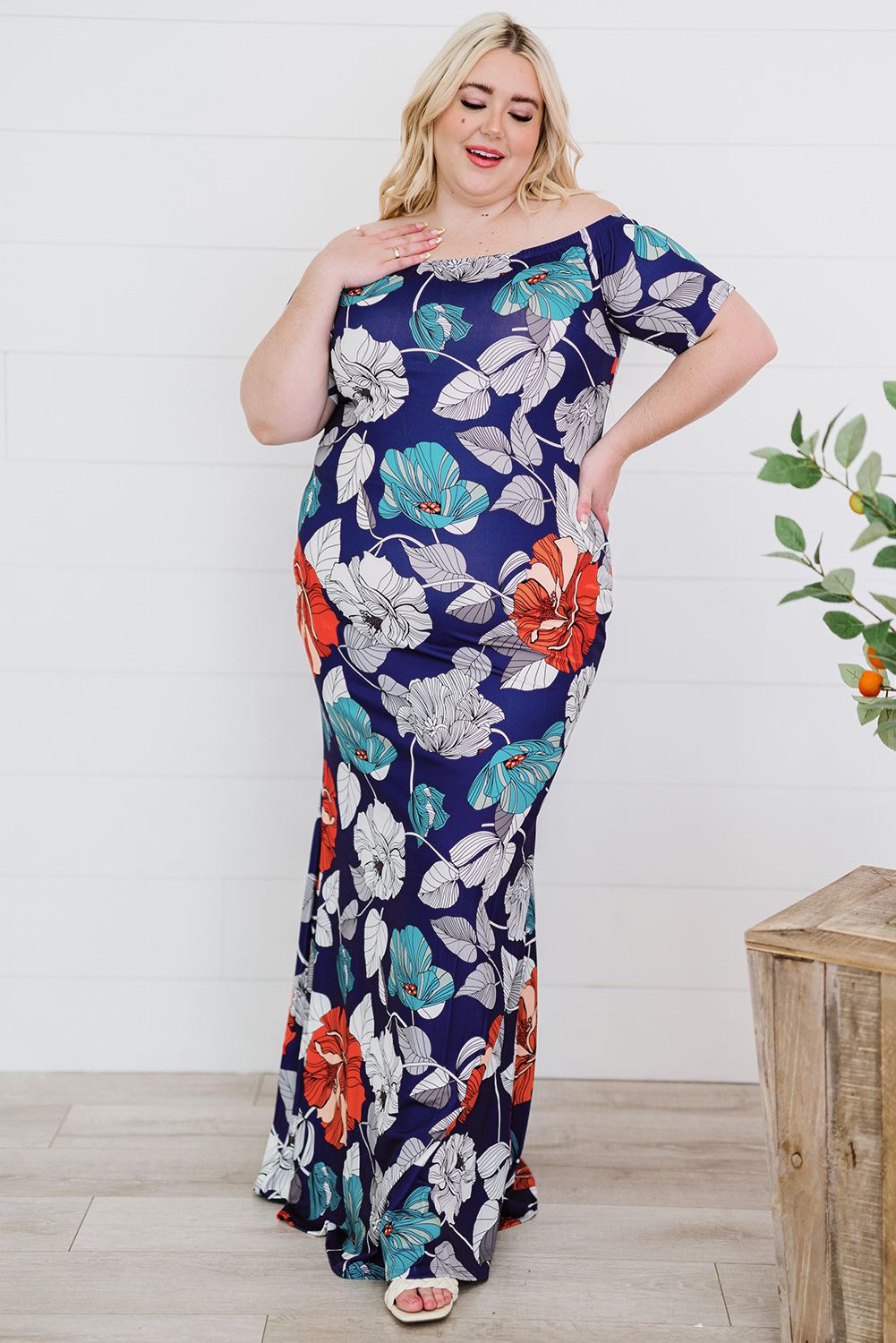 Wholesale Ladies Plus size Maxi Dress